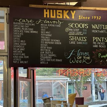 HUSKY DELI - Updated December 2025 - 414 Photos & 620 Reviews - 4721 ...