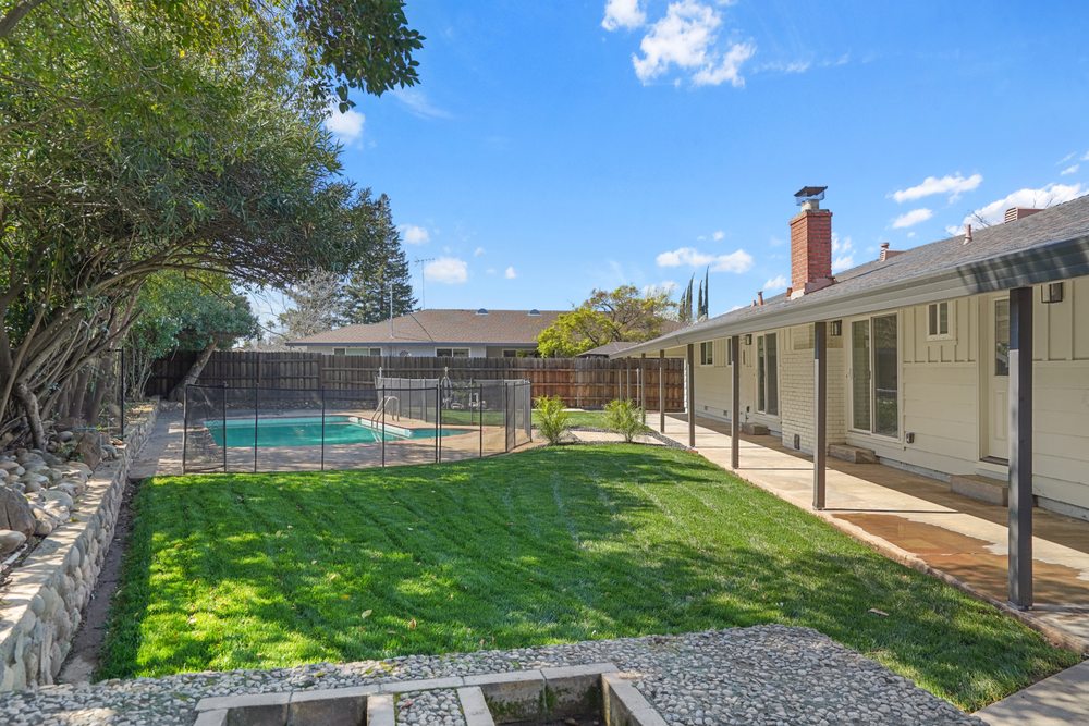 DE LA CRUZ BERNAL LANDSCAPING - Updated July 2025 - Sacramento ...