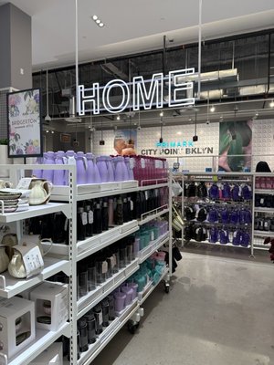 PRIMARK - Updated December 2025 - 105 Photos & 22 Reviews - 445 Albee ...