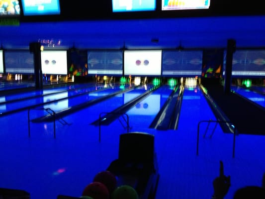 ED’S BOWLING - Updated December 2025 - 43 Photos & 49 Reviews - 8882 ...