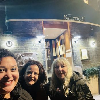 SALOTTO 31 - Updated December 2025 - 28 Photos & 33 Reviews - 31 Lovat ...