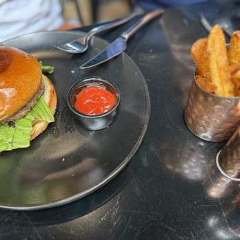 THE GRUMPY GEORGE PUB & GRUB - Updated December 2025 - 124 Photos & 142 ...