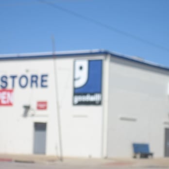 HEART OF TEXAS GOODWILL INDUSTRIES OUTLET - Updated December 2025 - 15 ...