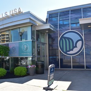 ONE NIAGARA WELCOME CENTER - 35 Photos & 36 Reviews - 360 Rainbow Blvd ...