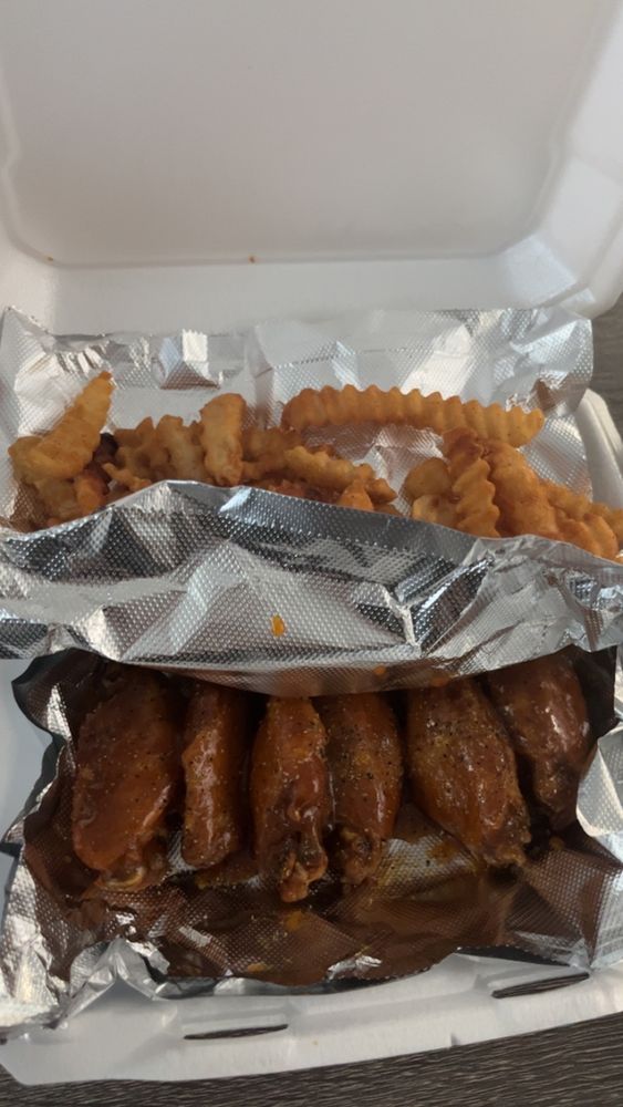 WINGZ N THINGS - Updated July 2025 - 3400 Roseland Ave, Dallas, Texas ...