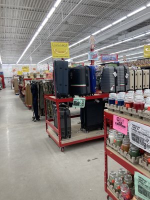 OLLIE’S BARGAIN OUTLET - Updated June 2024 - 2020 N Woodlawn Blvd ...