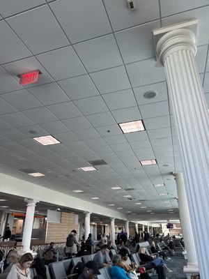 MONTGOMERY REGIONAL AIRPORT - Updated October 2025 - 92 Photos & 85 Reviews - 4445 Selma Hwy ...