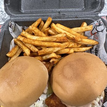 DRIPPIN CHICKEN - 60 Photos & 57 Reviews - 3099 N Tracy Blvd, Tracy ...