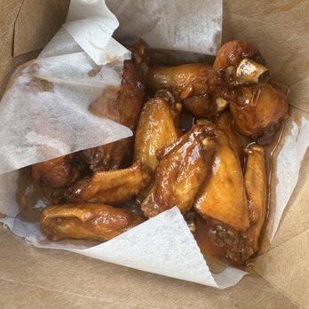 THAT WING SPOT - Updated September 2025 - 137 Photos & 98 Reviews ...