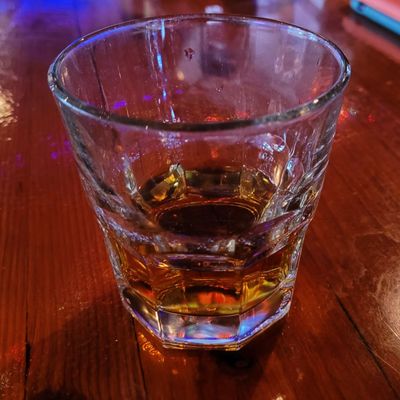 DAMAN’S BAR AND GRILL - Updated January 2026 - 59 Photos & 137 Reviews ...