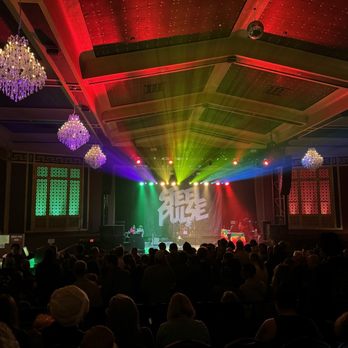 THE UC THEATRE - Updated March 2025 - 251 Photos & 138 Reviews - 2036 ...