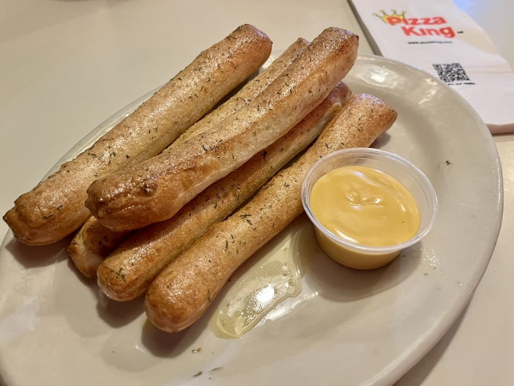 PIZZA KING - 77 Photos & 74 Reviews - 1224 NW 5th St, Richmond, Indiana ...