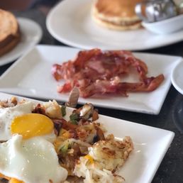 CHIT CHAT DINER - Updated December 2024 - 885 Photos & 876 Reviews ...