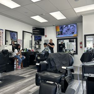 BROADWAY BARBER SHOP - Updated May 2025 - 15 Photos & 12 Reviews - 23 ...