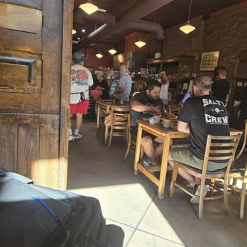 SIMPLE SIMON’S BAKERY & BISTRO - Updated December 2024 - 1313 Photos ...