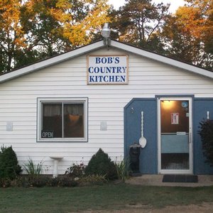 THE SALTY HEIFER - Updated April 2025 - 24 Photos - 34 Arthur St ...