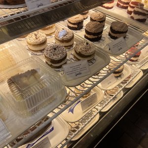 TERMINI BROS BAKERY - 444 Photos & 281 Reviews - 12th St & Filbert St ...