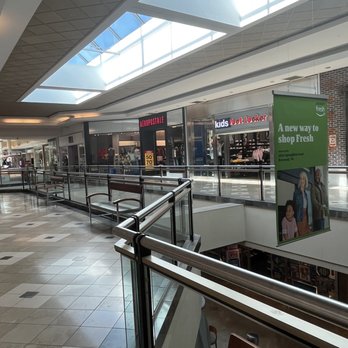 SPRINGFIELD MALL - Updated December 2025 - 43 Photos & 70 Reviews ...