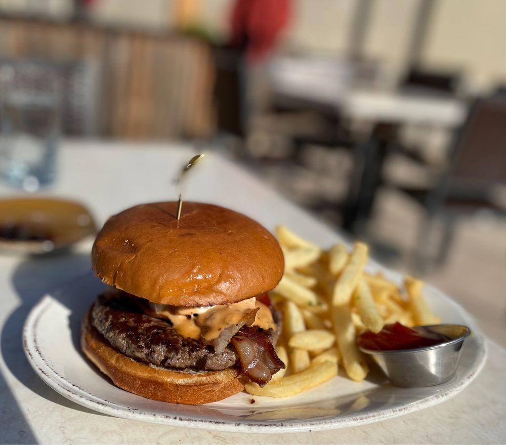 GARRÉ CAFE - Updated May 2025 - 300 Photos & 269 Reviews - 7986 Tesla ...