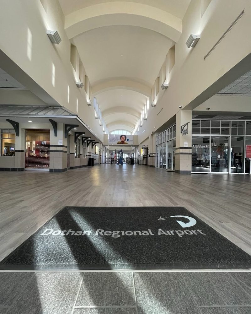 DOTHAN REGIONAL AIRPORT - DHN - Updated December 2025 - 29 Photos & 31 ...