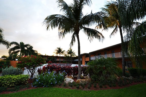 FHE HEALTH - Updated October 2025 - 24 Photos & 60 Reviews - 505 S ...