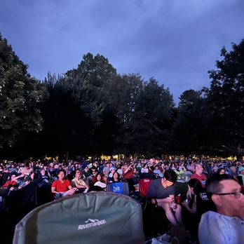 TANGLEWOOD - Updated January 2026 - 297 Photos & 153 Reviews - 297 W St ...