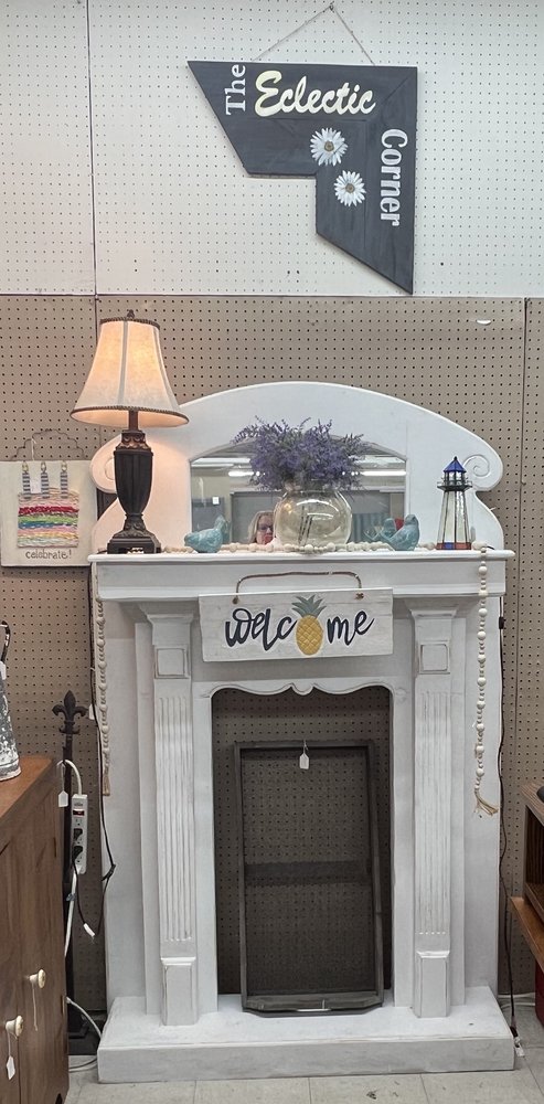 THE SHOPPES ON THE SQUARE - 77 Photos - 612 Grove St, Loudon, Tennessee ...