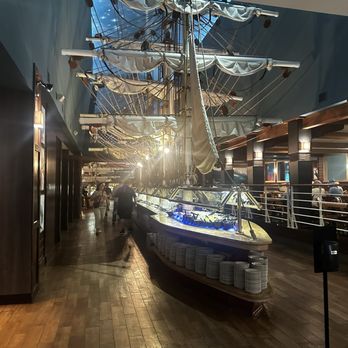 CAPTAIN GEORGE’S SEAFOOD RESTAURANT - Updated November 2024 - 1229 ...