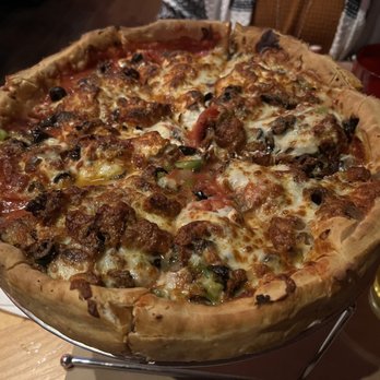 FIXTURE PIZZA PUB - Updated July 2024 - 350 Photos & 324 Reviews - 623 ...