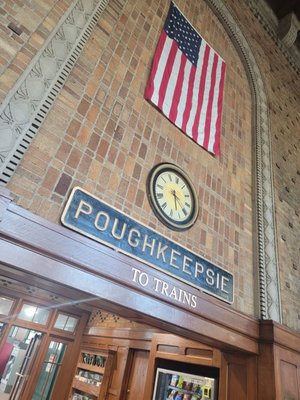 AMTRAK STATION - POUGHKEEPSIE - Updated July 2025 - 39 Photos & 19 ...