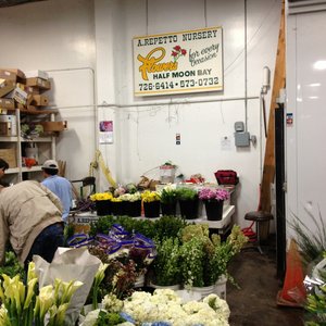 SF FLOWER MARKET - Updated July 2025 - 41 Photos - 901 16th St, San ...