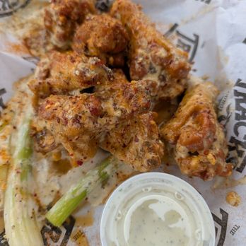 TRACKS LOUNGE - Updated December 2025 - 26 Photos & 20 Reviews - 181st ...