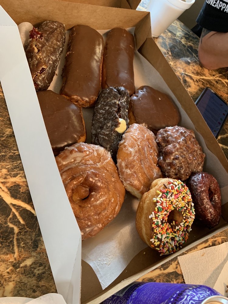 TASTEE DONUTS - Updated November 2024 - 16 Photos & 37 Reviews - 4950 S ...