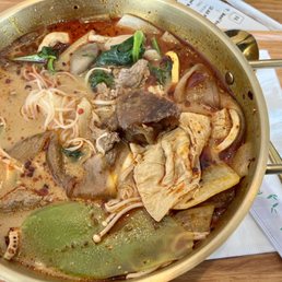 MALA TOWN - Updated July 2025 - 1094 Photos & 726 Reviews - 1737 Decoto ...