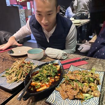 THREE KINGDOMS - Updated December 2025 - 17 Photos - Stresemannstr. 4 ...