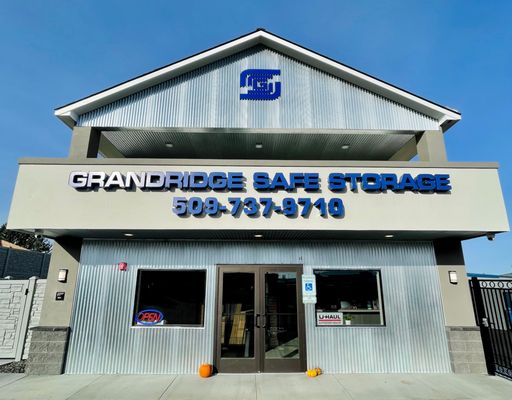 GRANDRIDGE SAFE STORAGE - 8122 W Grandridge Blvd, Kennewick, Washington ...