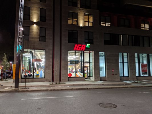 IGA EXPRESS - Updated October 2025 - 1446 Boulevard Saint-Laurent ...