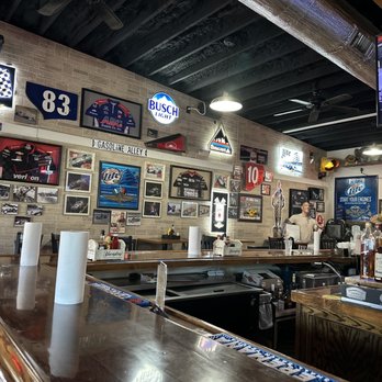 CHECKERED FLAG TAVERN - Updated May 2024 - 349 Photos & 136 Reviews ...