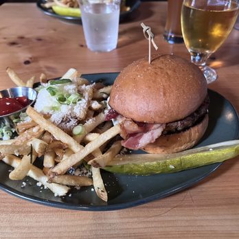 HOPMONK TAVERN - Updated January 2025 - 631 Photos & 877 Reviews - 230 ...