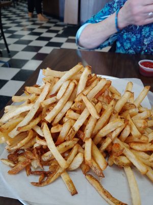 Big Ed’s Hamburgers - Takeout & Delivery - 16 Photos & 44 Reviews ...