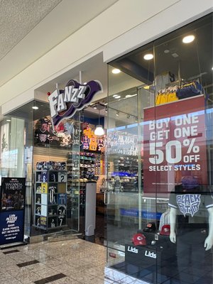 FANZZ - Updated December 2025 - 16 Reviews - 1815 Hawthorne Blvd ...