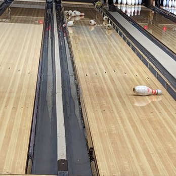 BACK ALLEY BOWLING - GLENDALE - Updated November 2024 - 342 Photos ...