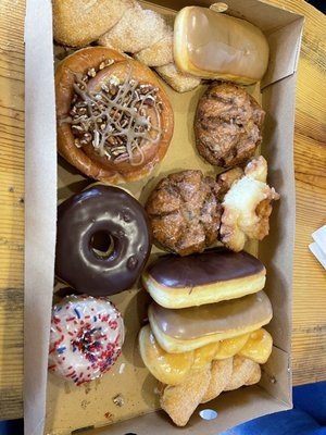 GROSS DONUTS - Updated October 2025 - 44 Photos & 57 Reviews - 1603 E ...