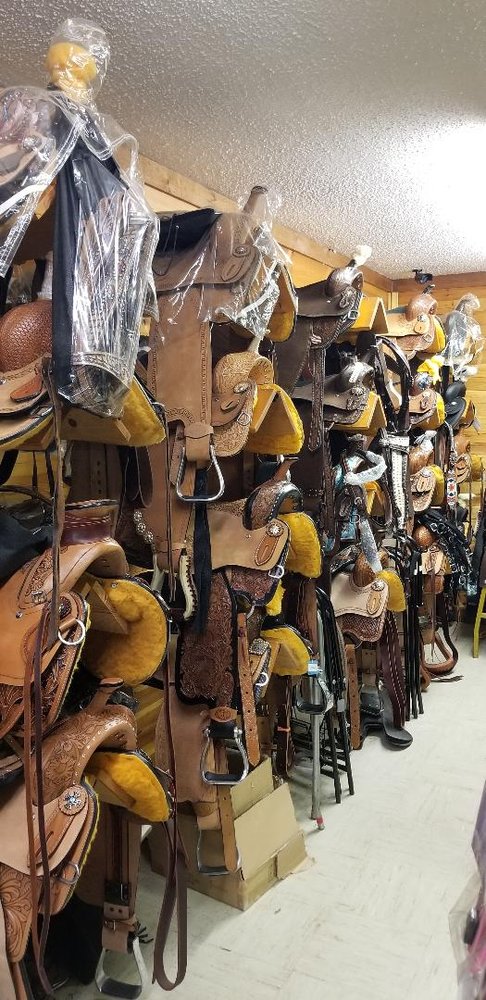 TACK SHACK - Updated October 2025 - 1405 N County Rd 426, Oviedo ...