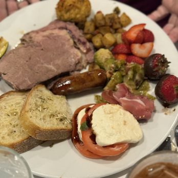 MENDENHALL INN RESTAURANT - Updated January 2026 - 103 Photos & 148 ...