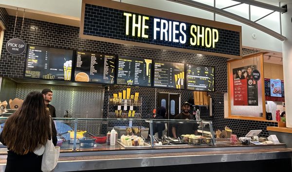 THE FRIES SHOP - Updated August 2025 - 11 Photos & 12 Reviews - 364 ...