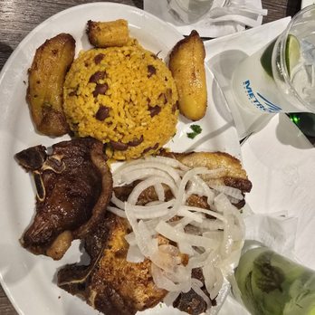 METROPOL RESTAURANT - Updated January 2026 - 52 Photos & 23 Reviews ...