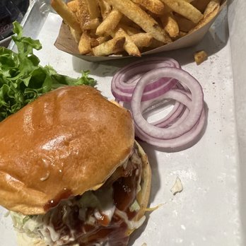 CHEESEBURGER BOBBY’S - Updated October 2025 - 108 Photos & 220 Reviews ...