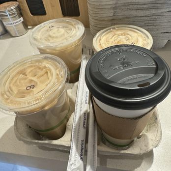 MOMONA BAKERY AND COFFEE SHOP - Updated August 2024 - 433 Photos & 184 ...