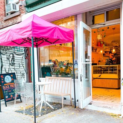 THE PASTRY BOX - Updated January 2026 - 212 Photos & 88 Reviews - 515 E ...